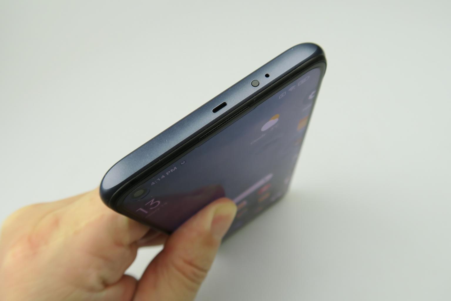 Redmi Note 9T: Acustică stereo, jack audio, radio FM